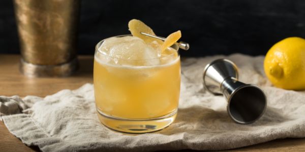 Anatomy of a Penicillin: how to make a Scotch cocktail true to the original