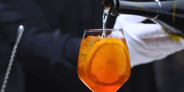 The Drinking Hour podcast: The evolution of the Spritz - Club Oenologique